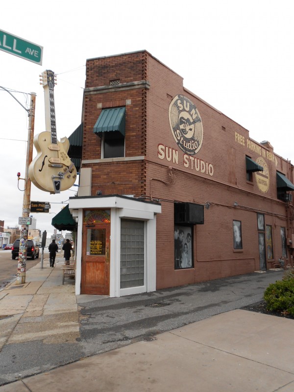 Sun Studio, The Birthplace of Rock & Roll - One Road at a Time